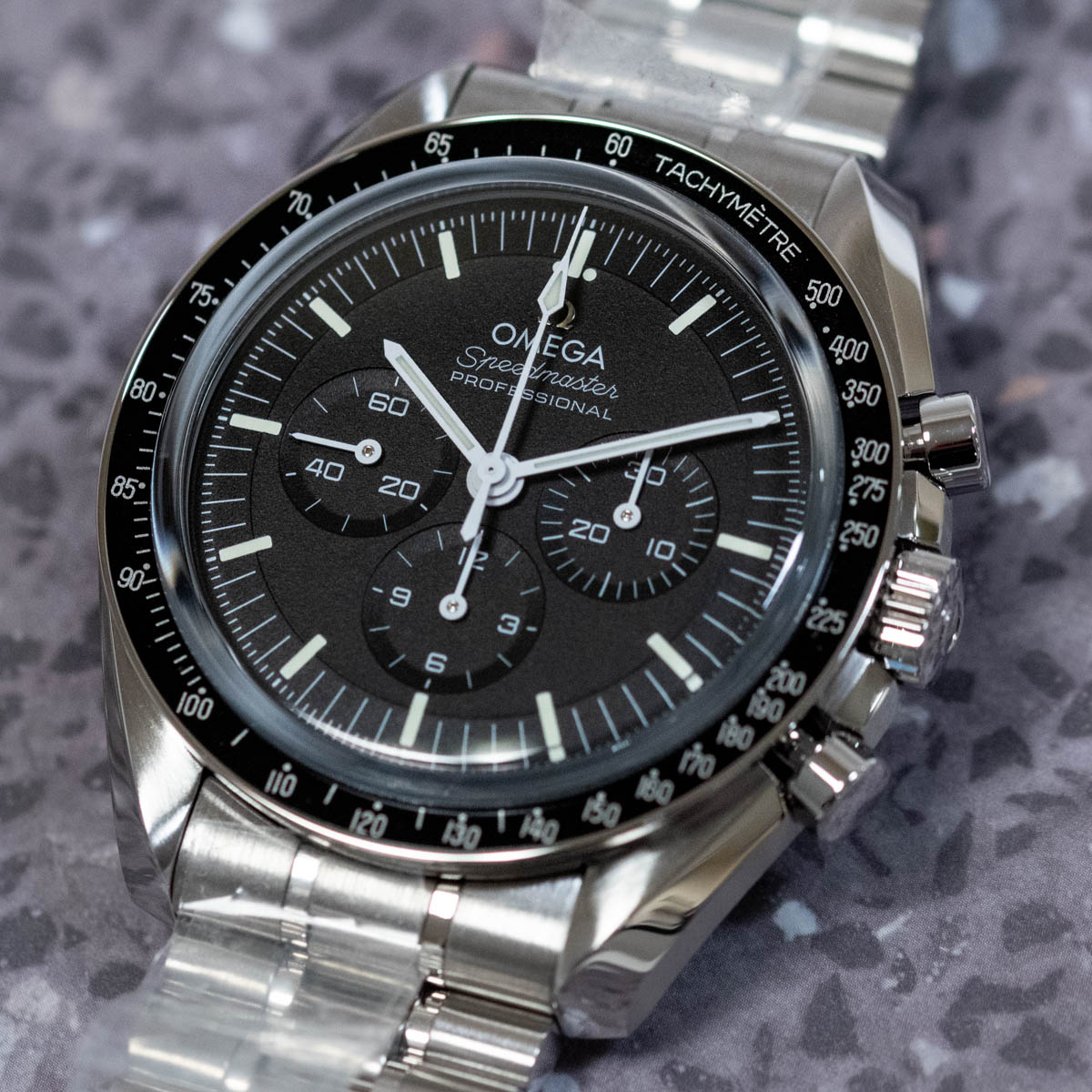 Omega Speedmaster Moonwatch Professional Co-Axial Master Chronometer ...