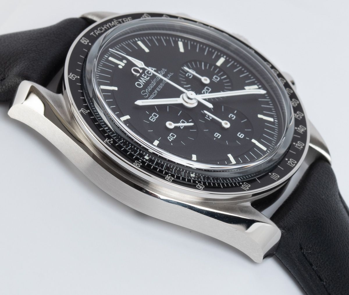 Omega - Speedmaster Moonwatch Professional Master Chronometer : 310.32 ...
