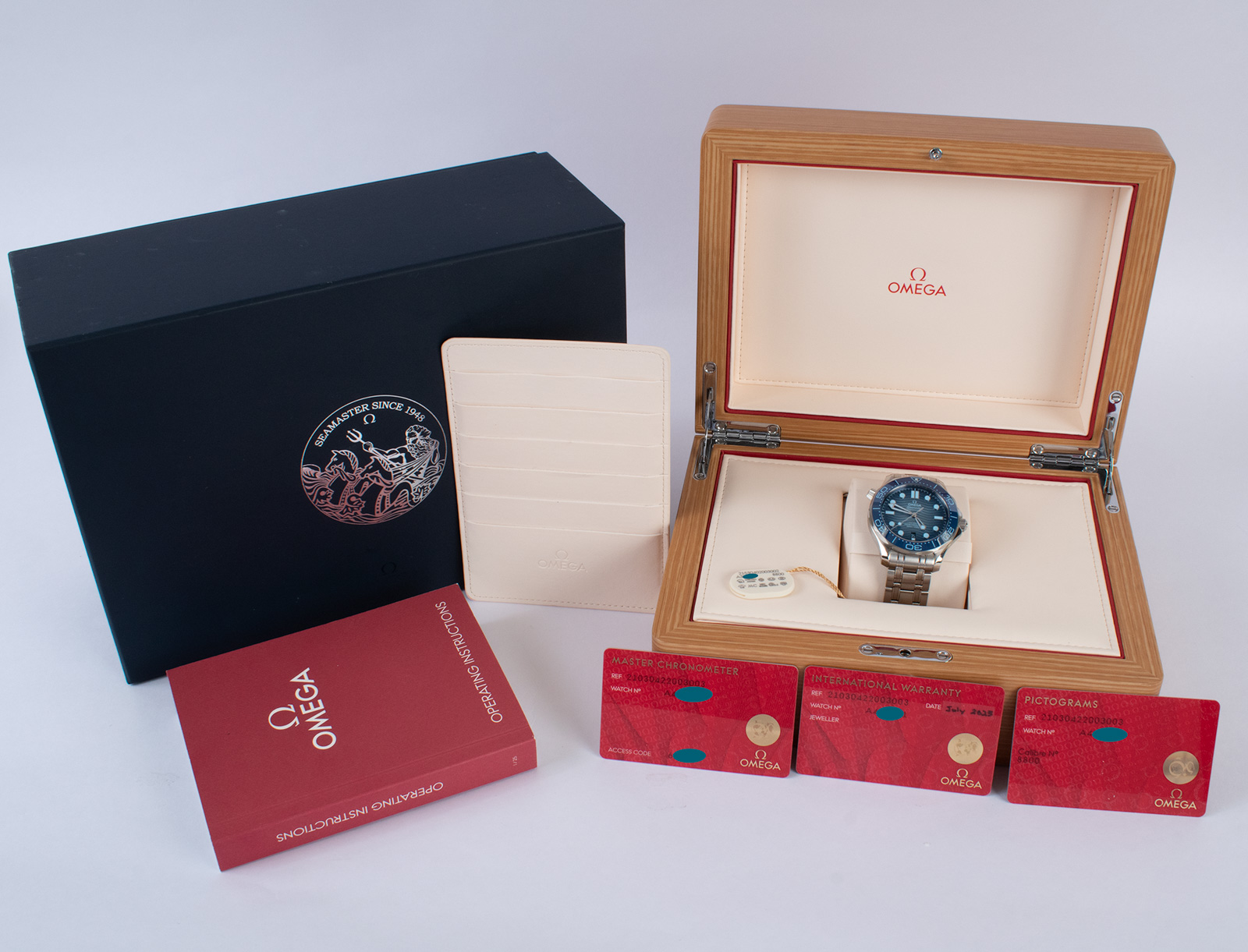 Omega Seamaster Diver 300M 'Summer Blue' : 210.30.42.20.03.003