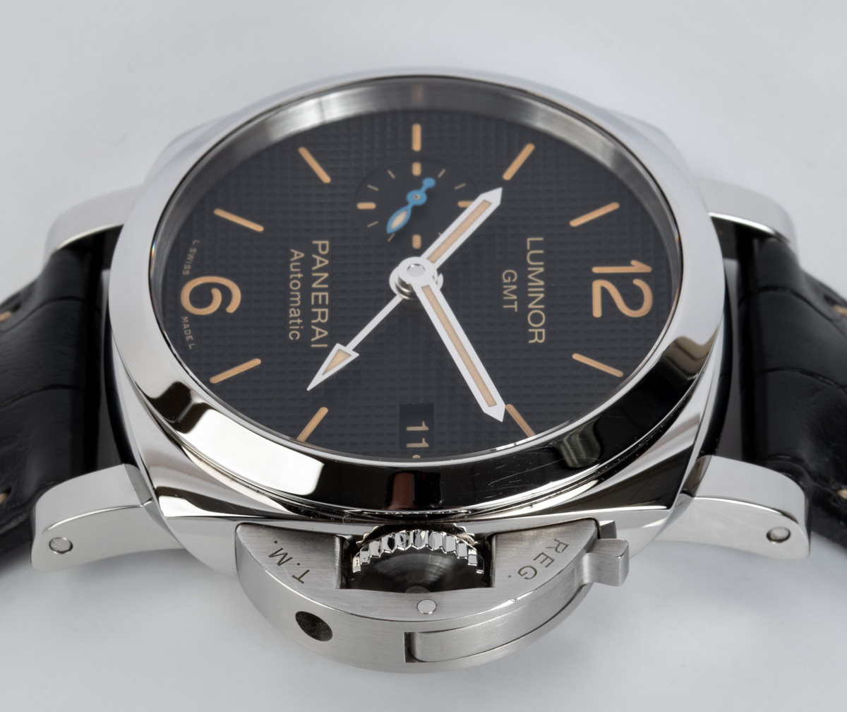 Panerai Luminor 1950 3 Days GMT : PAM 1535