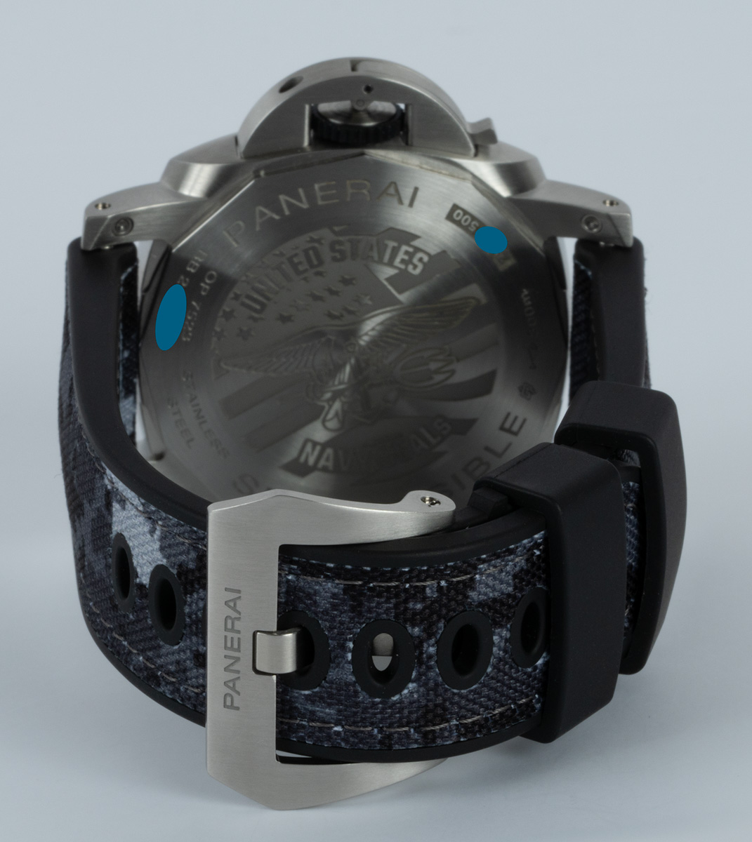 Panerai - Submersible GMT Navy Seals : PAM 1323 : SOLD OUT : degrade ...