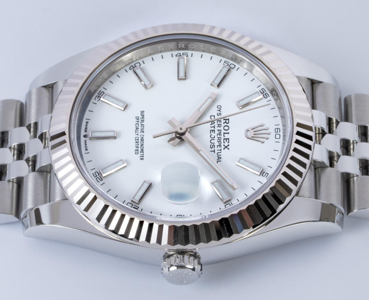 Rolex Datejust 41 : m126334-0010 white dial on Jubilee Bracelet