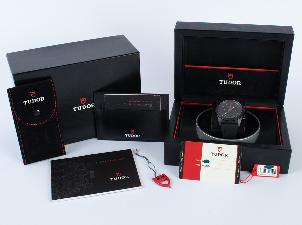 Tudor Black Shield Fastrider : 42000CN